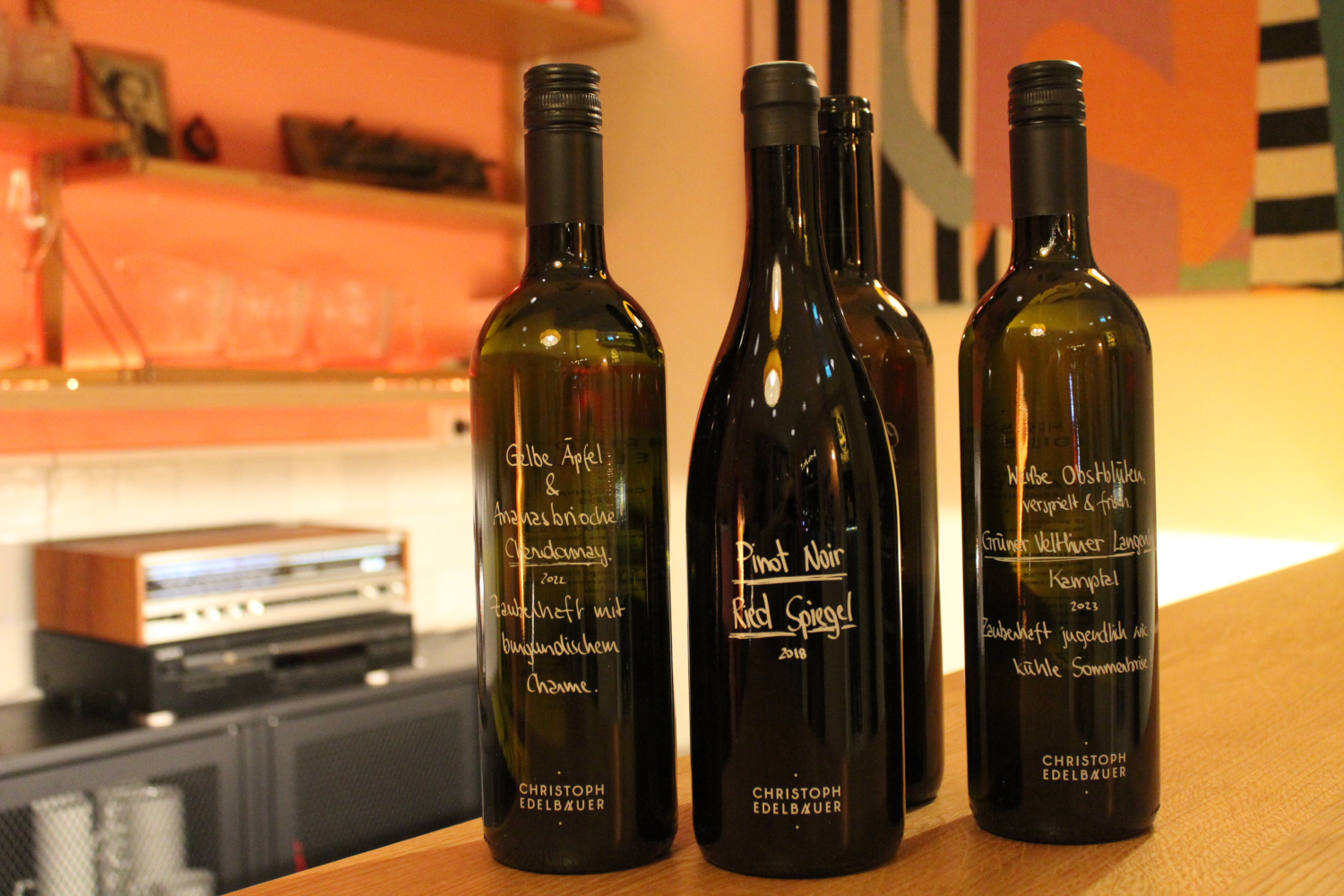 På Sagene kombinerer de galleri og vinbar